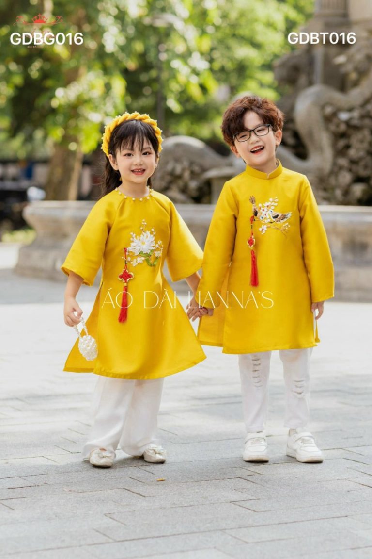 Top 10 mẫu áo dài cho bé gái bán chạy nhất tại Lianna